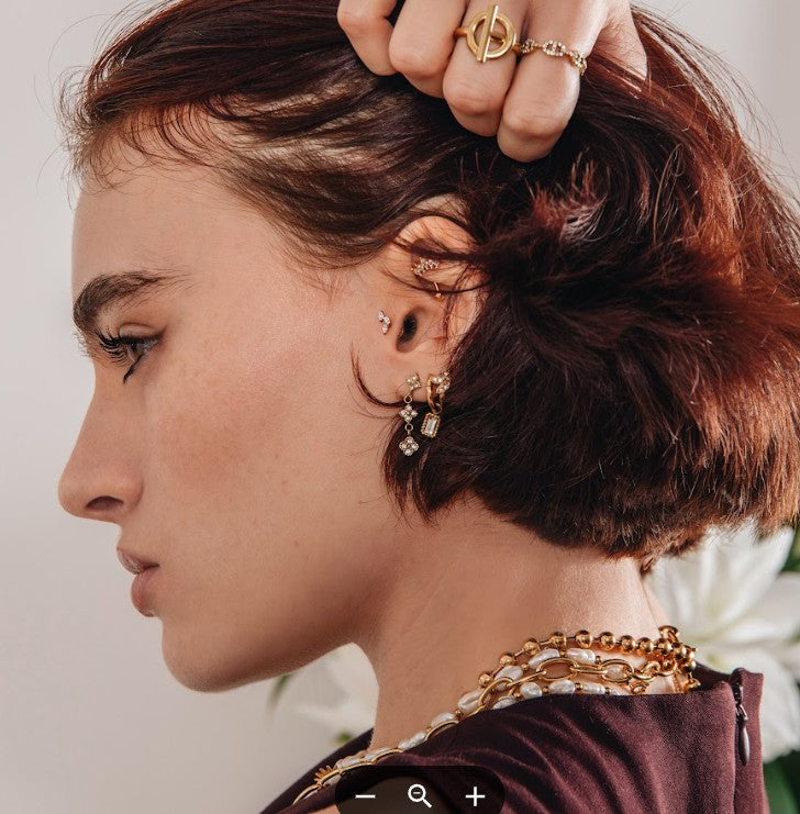 PIERCINGS – NARHPARIS