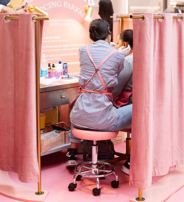 Votre piercing à Lyon Part-Dieu – NARHPARIS
